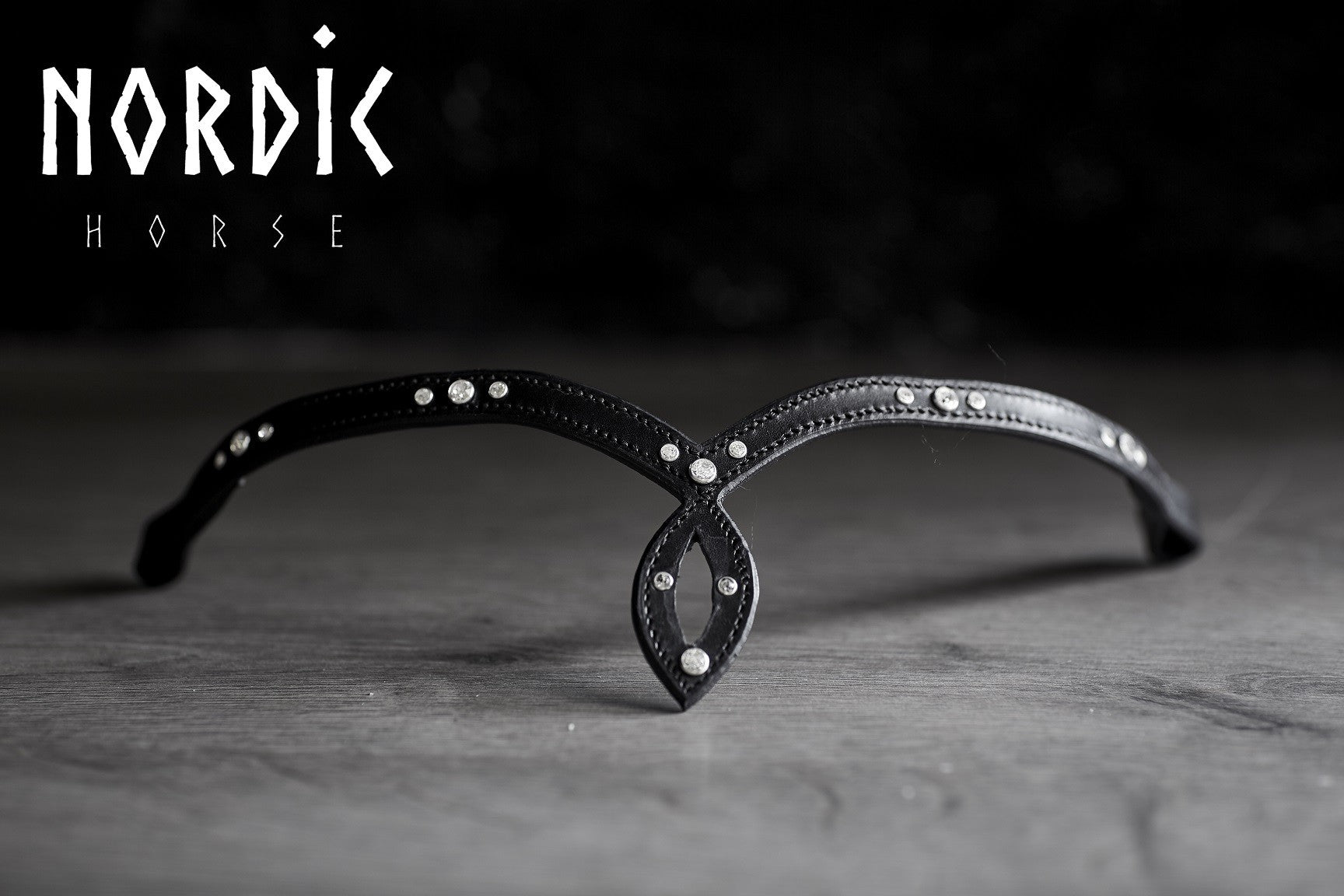 Nordic Horse pandebånd med drop og sten - Mix & Match